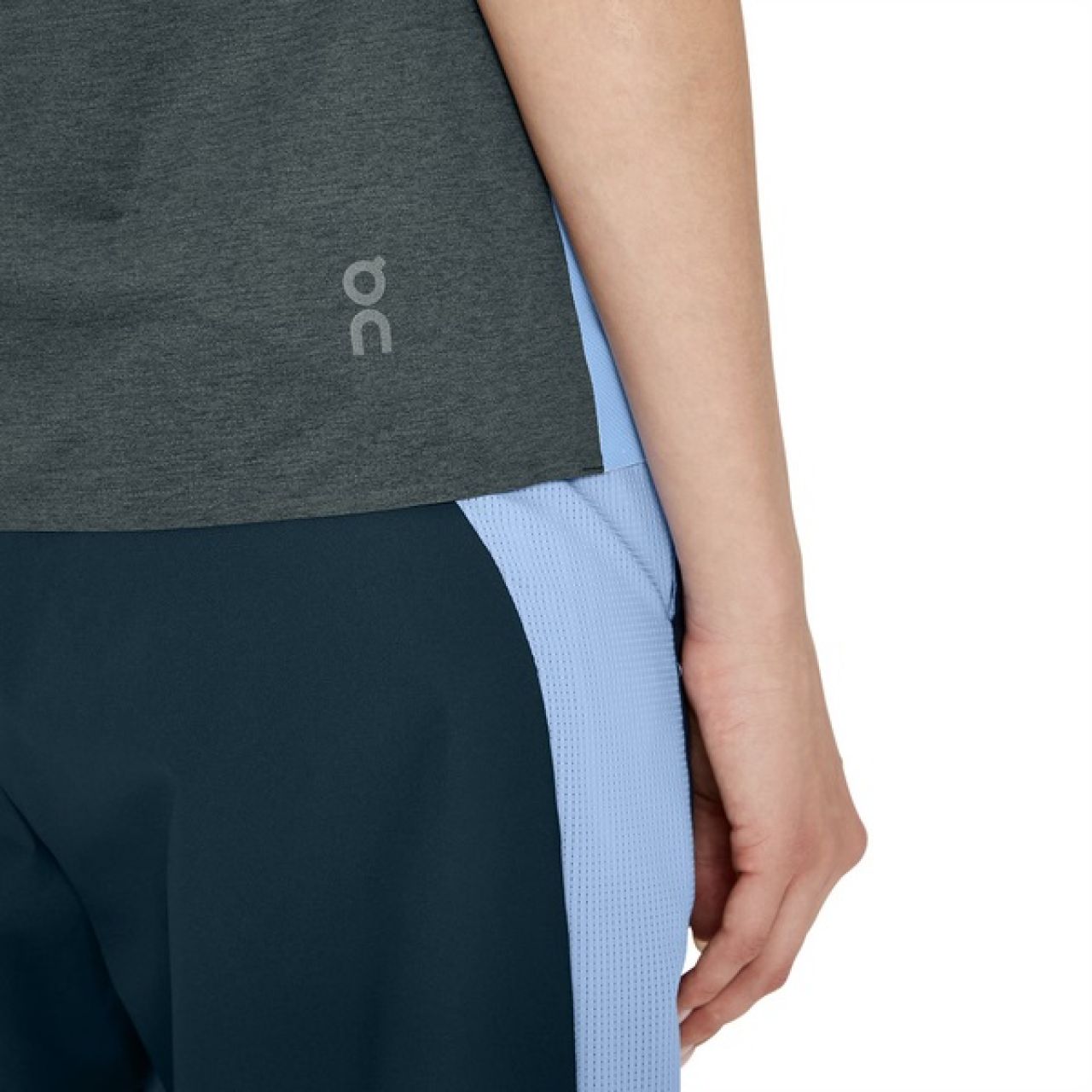 ON RUNNING PERFORMANCE T W STRATOSPHERE Tee shirt running