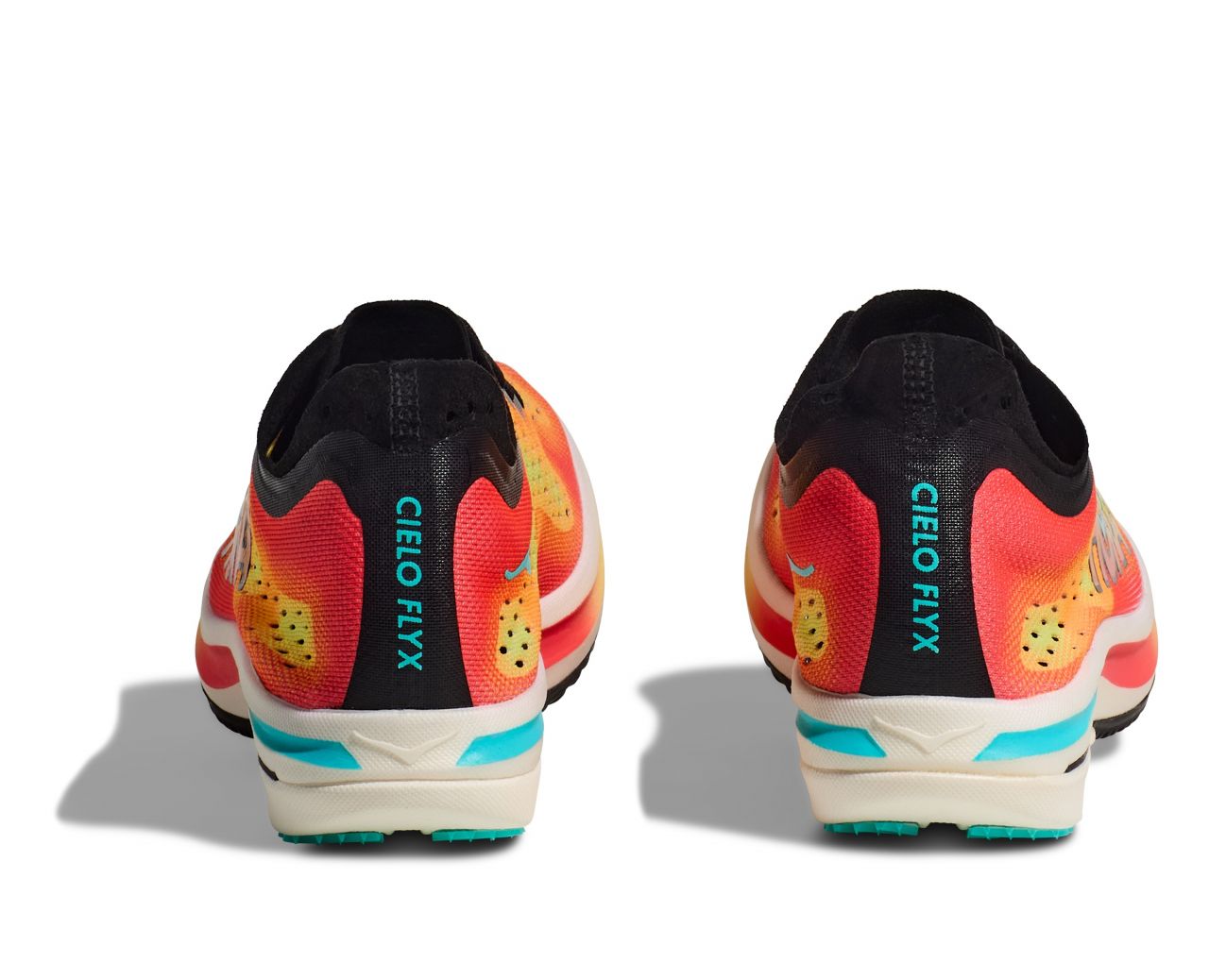 HOKA CIELO FLYX BLACK ET YUZU Pointes athletisme