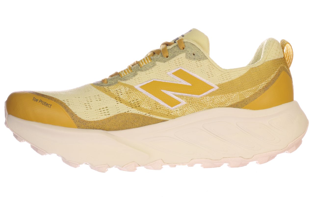 NEW BALANCE FRESH FOAM HIERRO V9 WINTER GRASS ET BAROQUE GOLD chaussure ...
