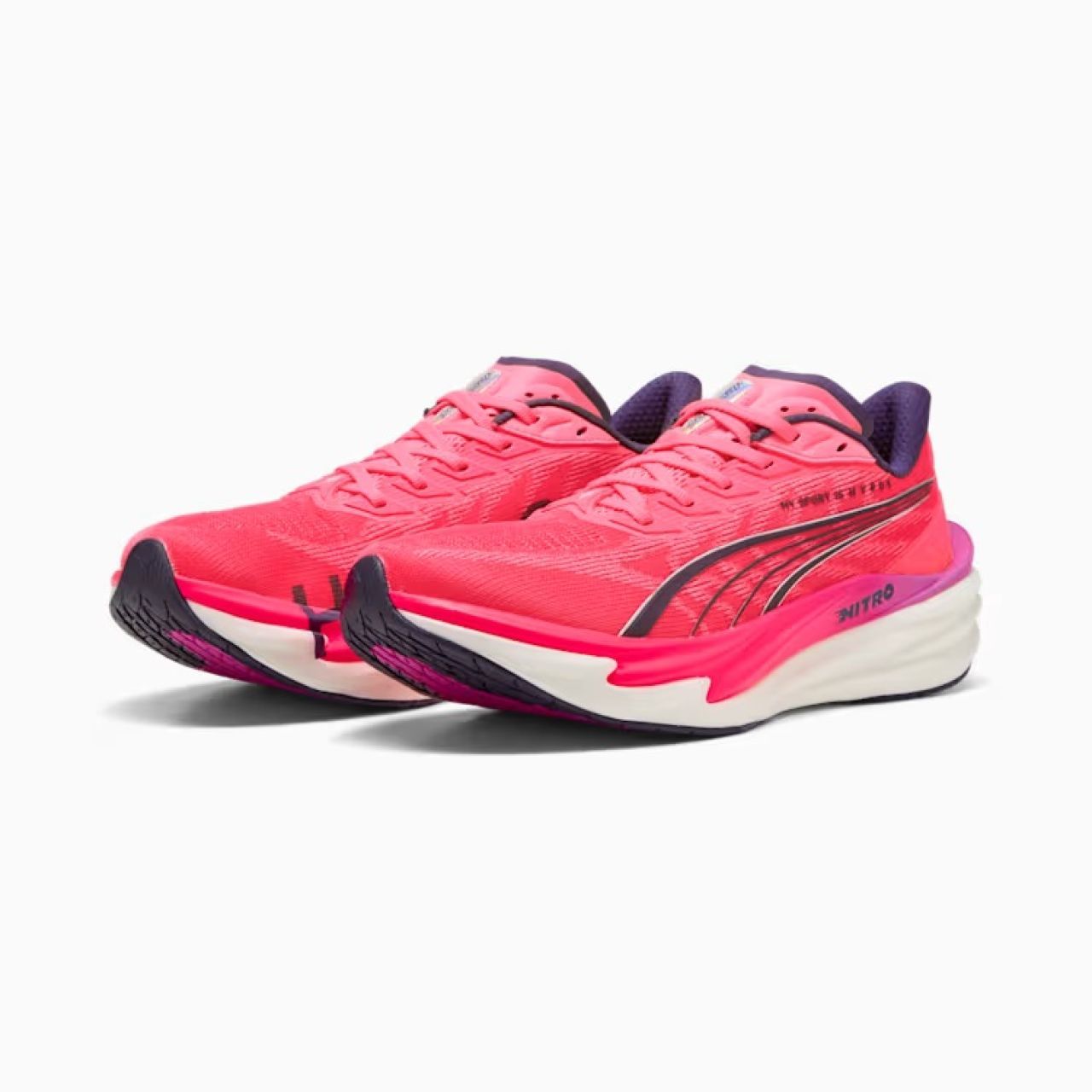 PUMA DEVIATE NITRO 4 HYROX ELECTRIC ORCHID ET PURE PINK Chaussures de ...